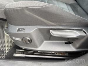 Grey Volkswagen Golf 2018 in Riga, with an engine capacity of 2.00 L and mileage of 292 thousand km for 12100 €, photo 6 on AUTOMOTO.COM.LV