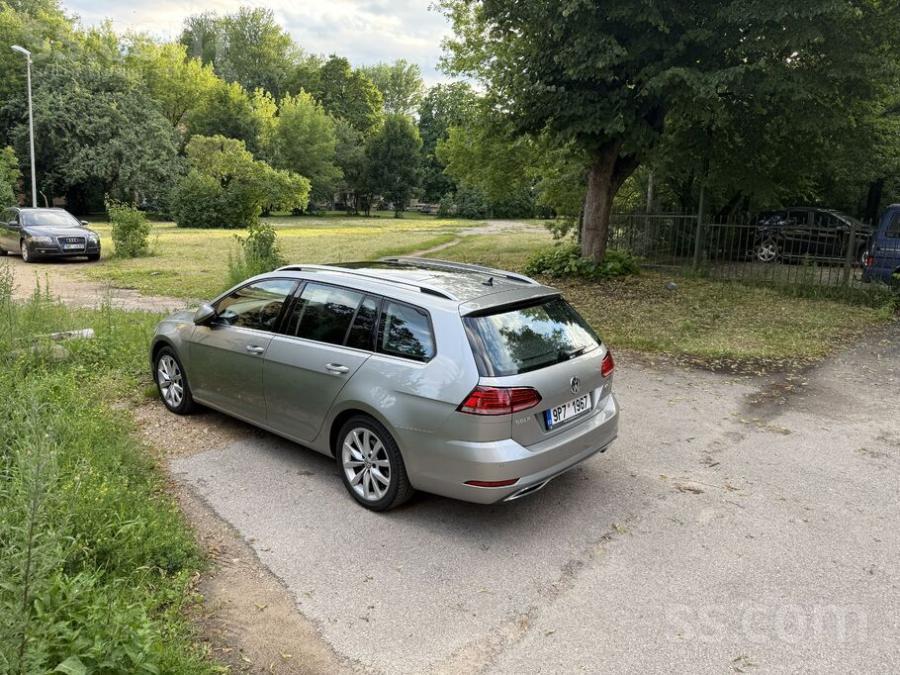 Grey Volkswagen Golf 2018 in Riga, with an engine capacity of 2.00 L and mileage of 292 thousand km for 12100 €, photo 9 on AUTOMOTO.COM.LV