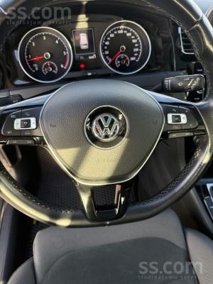 Grey Volkswagen Golf 2018 in Riga, with an engine capacity of 2.00 L and mileage of 292 thousand km for 12100 €, photo 14 on AUTOMOTO.COM.LV