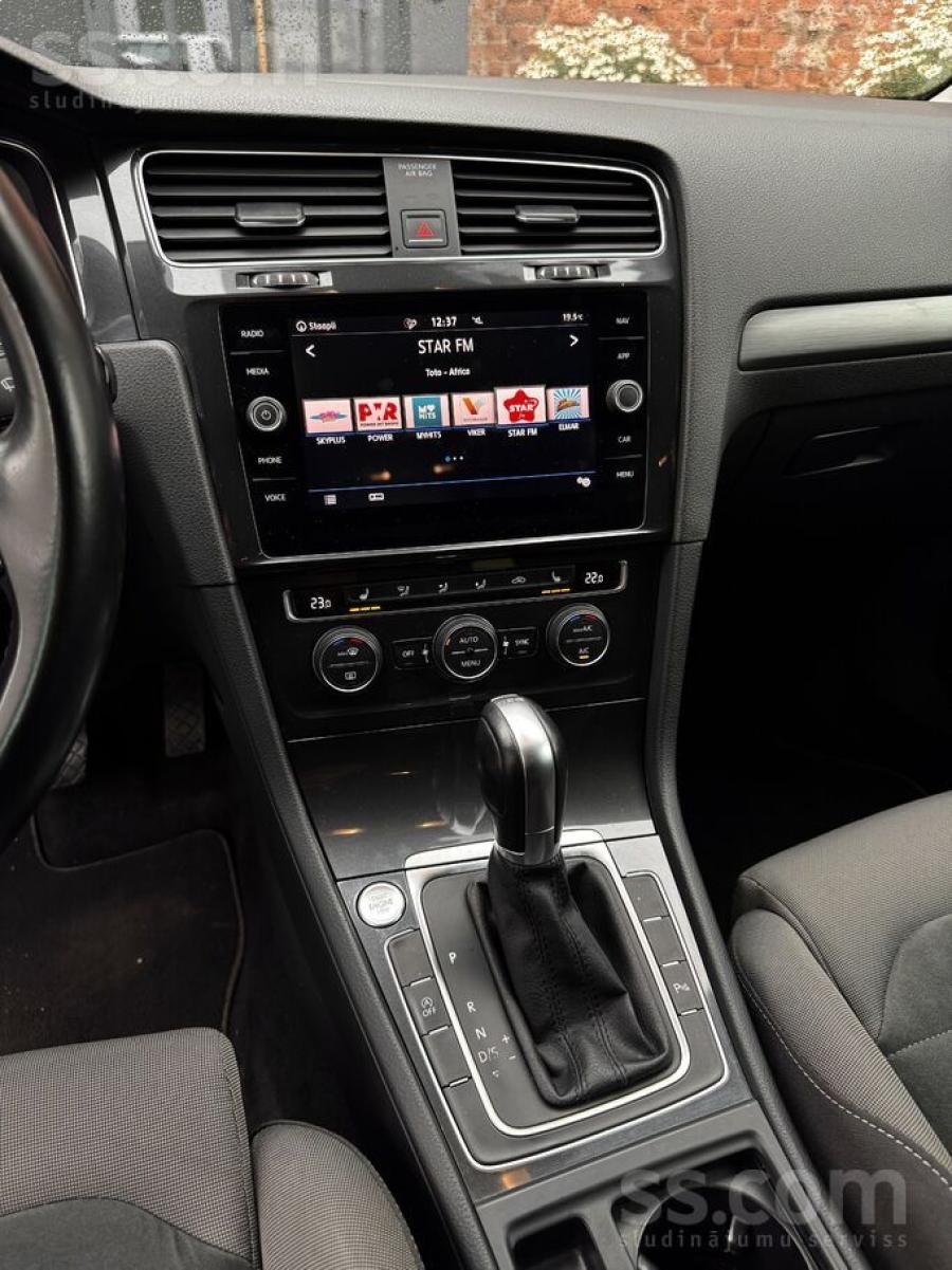 Pelēks Volkswagen Golf 2018 Tallina, ar dzinēja tilpumu 1.60 L un nobraukumu 230 tūkst. km par 11999 €, foto 22 vietnē AUTOMOTO.COM.LV