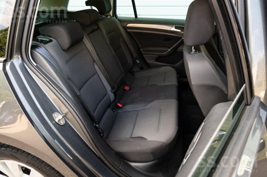 Pelēks Volkswagen Golf 2018 Rīga, ar dzinēja tilpumu 1.60 L un nobraukumu 237 tūkst. km par 10650 €, foto 8 vietnē AUTOMOTO.COM.LV