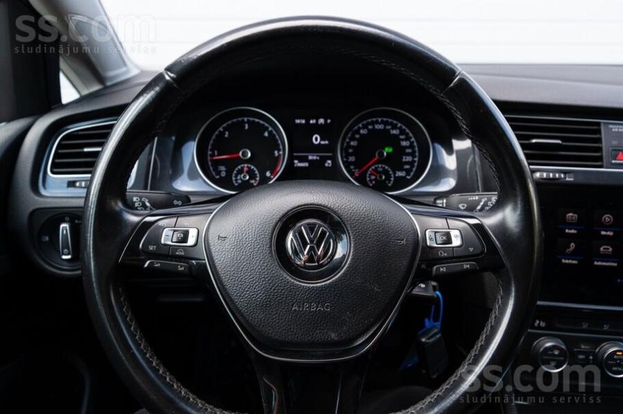 Pelēks Volkswagen Golf 2018 Rīga, ar dzinēja tilpumu 1.60 L un nobraukumu 237 tūkst. km par 10650 €, foto 19 vietnē AUTOMOTO.COM.LV