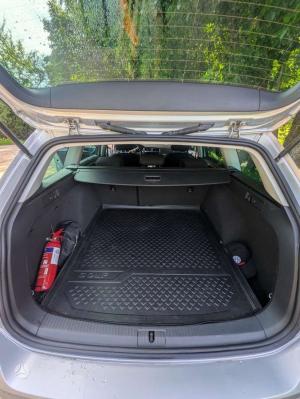 Pelēks Volkswagen Golf 2018 Viļņa, ar dzinēja tilpumu 1.50 L un nobraukumu 167 tūkst. km par 9500 €, foto 13 vietnē AUTOMOTO.COM.LV