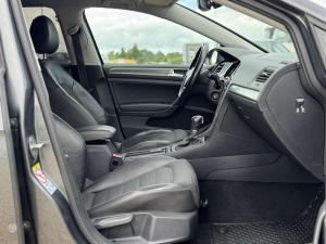 Pelēks Volkswagen Golf 2018 Šauļi, ar dzinēja tilpumu 1.60 L un nobraukumu 178 tūkst. km par 8999 €, foto 13 vietnē AUTOMOTO.COM.LV