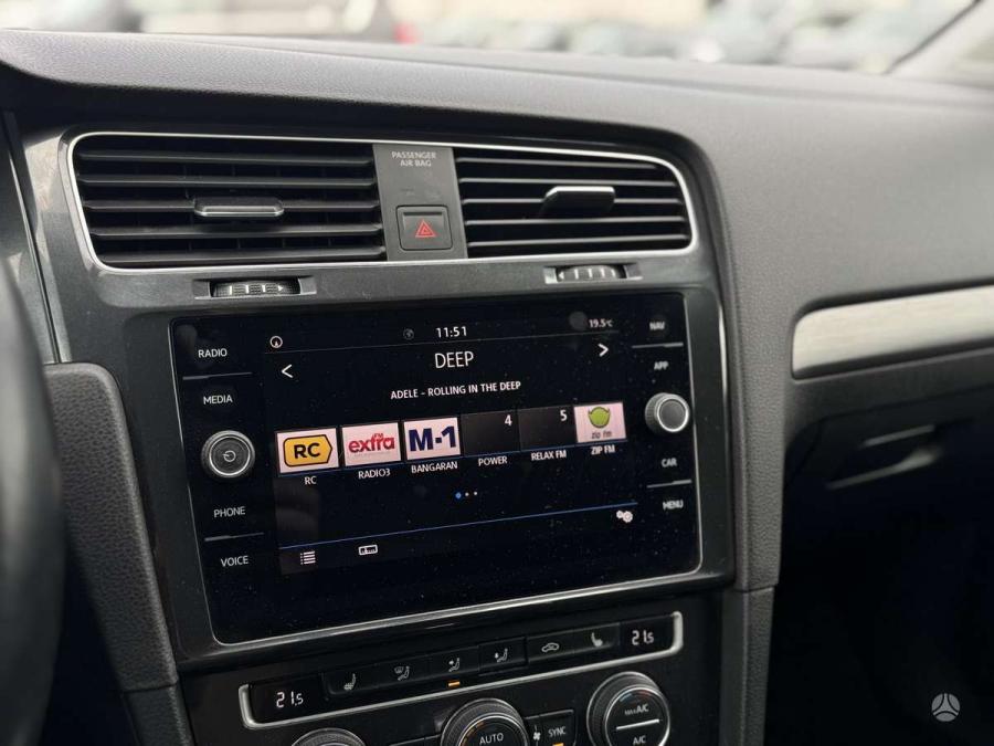 Pelēks Volkswagen Golf 2018 Šauļi, ar dzinēja tilpumu 1.60 L un nobraukumu 178 tūkst. km par 8999 €, foto 22 vietnē AUTOMOTO.COM.LV