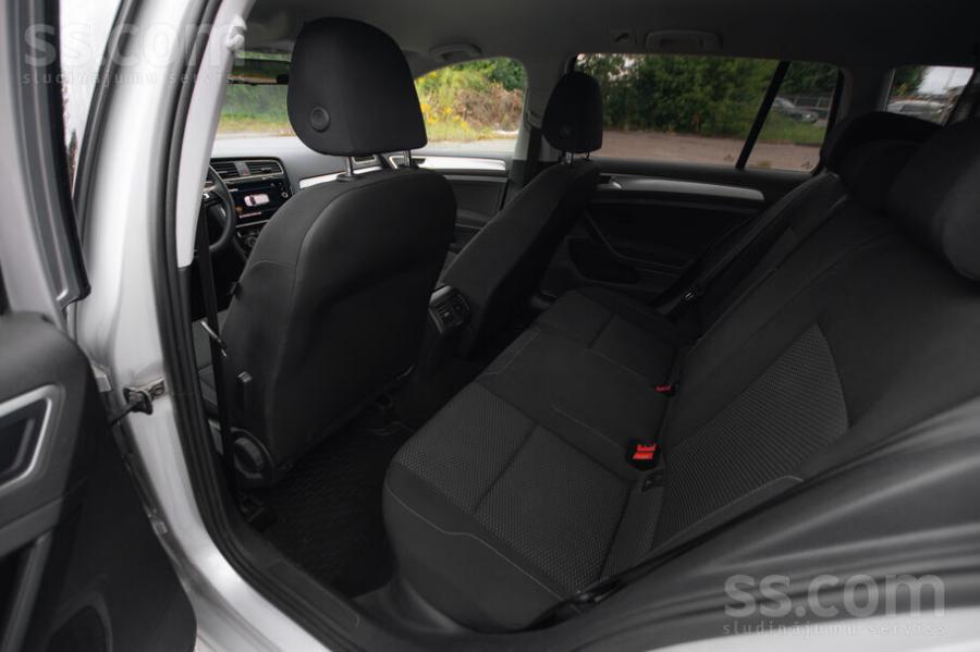 Grey Volkswagen Golf 2018 in Riga, with an engine capacity of 1.60 L and mileage of 189 thousand km for 9600 €, photo 7 on AUTOMOTO.COM.LV