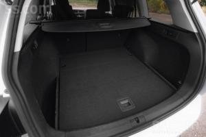 Grey Volkswagen Golf 2018 in Riga, with an engine capacity of 1.60 L and mileage of 189 thousand km for 9600 €, photo 16 on AUTOMOTO.COM.LV