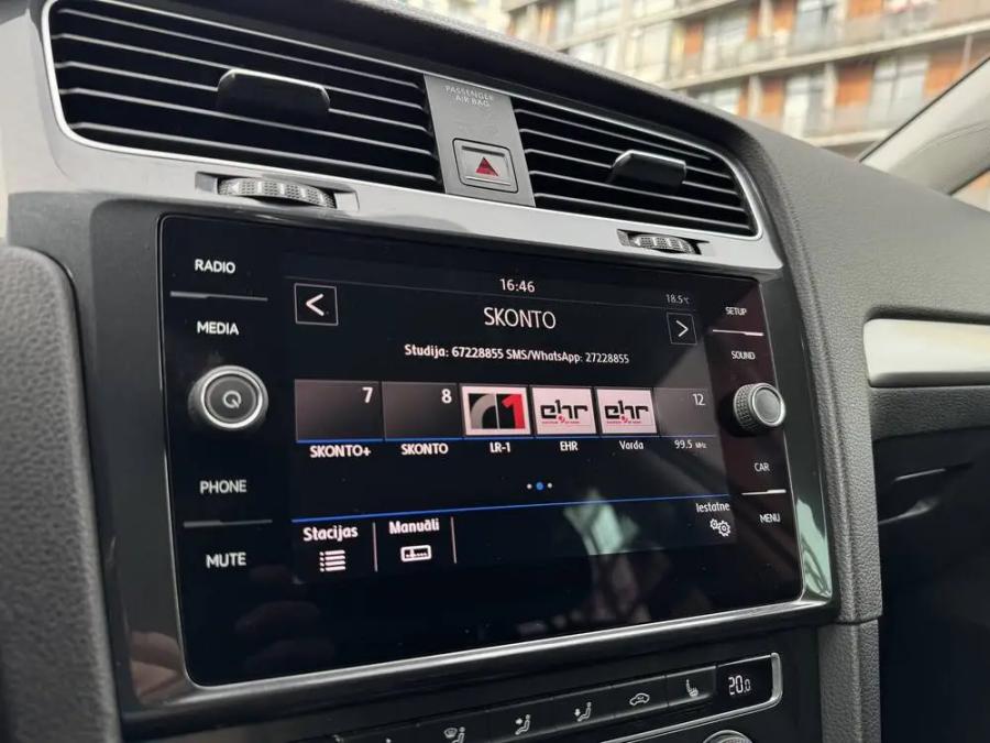 Grey Volkswagen Golf 2018 in Riga, with an engine capacity of 1.60 L and mileage of 269 thousand km for 5990 €, photo 12 on AUTOMOTO.COM.LV