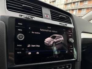 Grey Volkswagen Golf 2018 in Riga, with an engine capacity of 1.60 L and mileage of 269 thousand km for 5990 €, photo 14 on AUTOMOTO.COM.LV