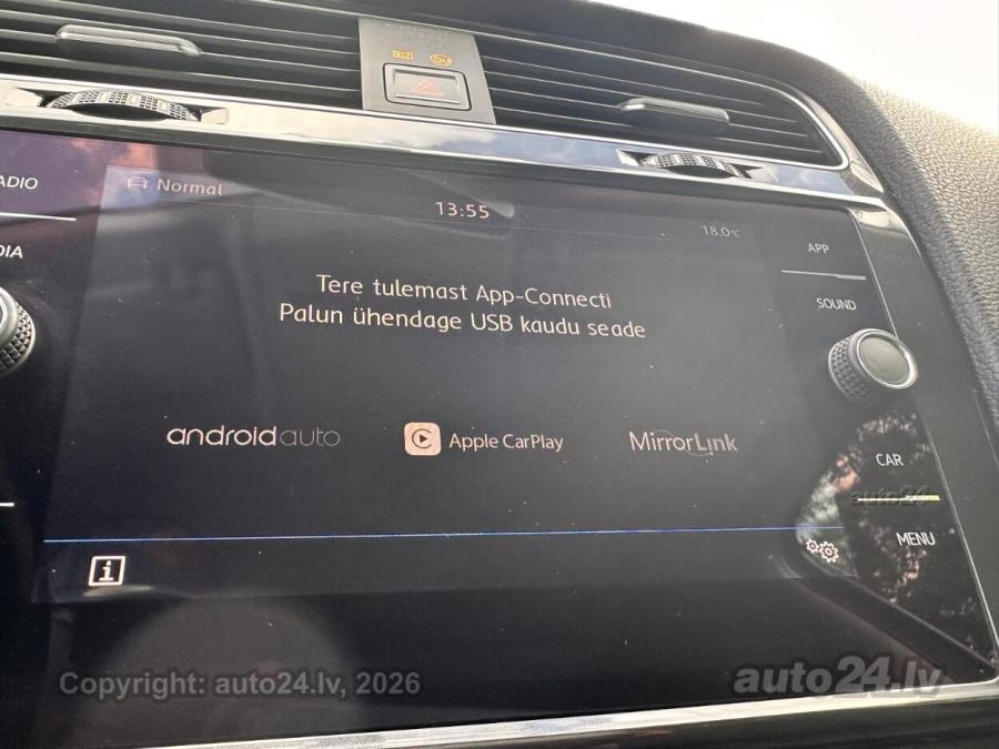 Grey Volkswagen Golf 2018 in Rakvere, with an engine capacity of 2.00 L and mileage of 275 thousand km for 10999 €, photo 14 on AUTOMOTO.COM.LV