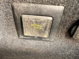 Grey Volkswagen Golf 2018 in Rakvere, with an engine capacity of 2.00 L and mileage of 275 thousand km for 10999 €, photo 19 on AUTOMOTO.COM.LV