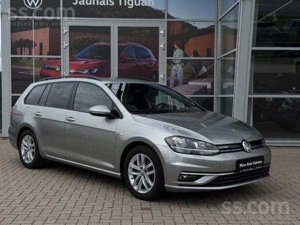 Grey Volkswagen Golf 2018 in Valmiera, with an engine capacity of 1.50 L and mileage of 140 thousand km for 9900 €, photo 1 on AUTOMOTO.COM.LV
