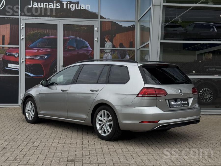 Pelēks Volkswagen Golf 2018 Valmiera, ar dzinēja tilpumu 1.50 L un nobraukumu 140 tūkst. km par 9900 €, foto 5 vietnē AUTOMOTO.COM.LV
