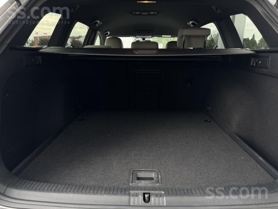 Pelēks Volkswagen Golf 2018 Valmiera, ar dzinēja tilpumu 1.50 L un nobraukumu 140 tūkst. km par 9900 €, foto 24 vietnē AUTOMOTO.COM.LV