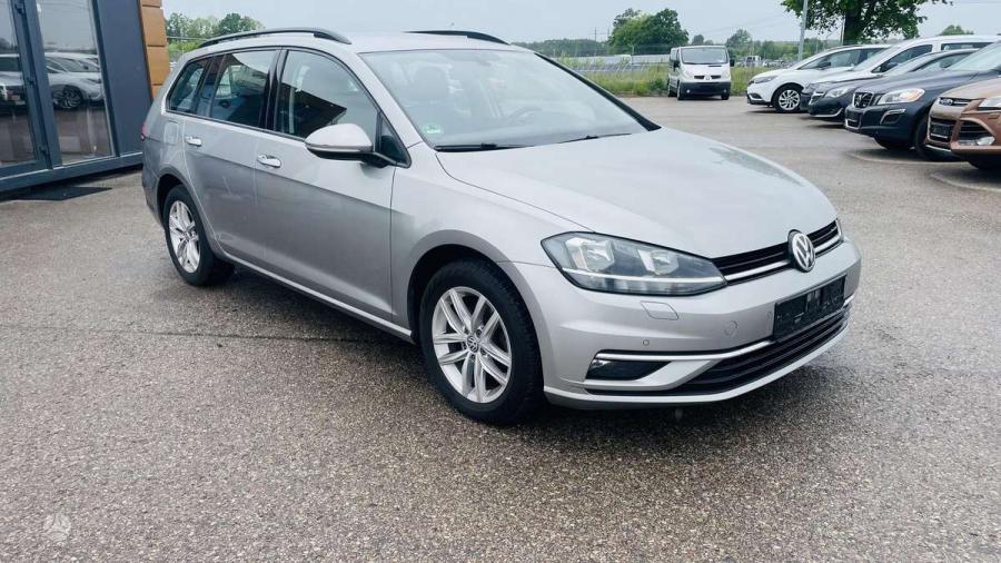Pelēks Volkswagen Golf 2018 Marijampole, ar dzinēja tilpumu 1.60 L un nobraukumu 300 tūkst. km par 8650 €, foto 4 vietnē AUTOMOTO.COM.LV