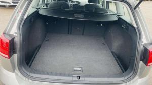 Pelēks Volkswagen Golf 2018 Marijampole, ar dzinēja tilpumu 1.60 L un nobraukumu 300 tūkst. km par 8650 €, foto 14 vietnē AUTOMOTO.COM.LV