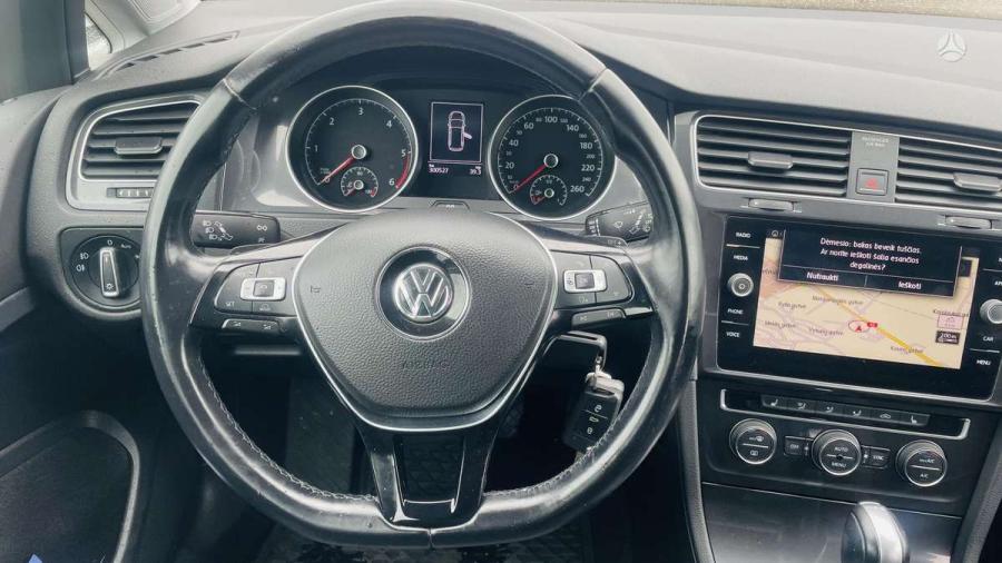 Pelēks Volkswagen Golf 2018 Marijampole, ar dzinēja tilpumu 1.60 L un nobraukumu 300 tūkst. km par 8650 €, foto 18 vietnē AUTOMOTO.COM.LV