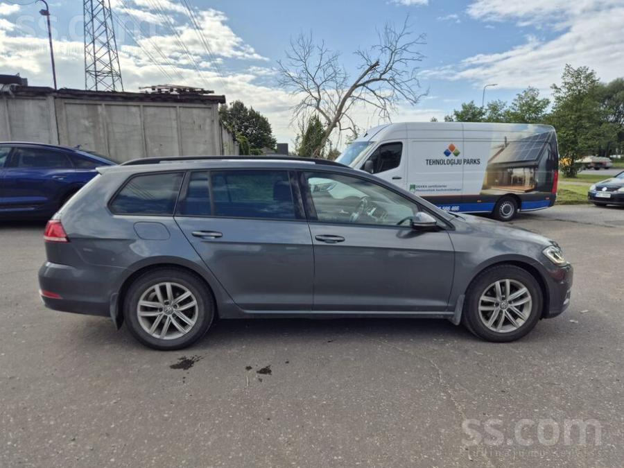 Pelēks Volkswagen Golf 2018 Rīga, ar dzinēja tilpumu 1.50 L un nobraukumu 119 tūkst. km par 10990 €, foto 6 vietnē AUTOMOTO.COM.LV