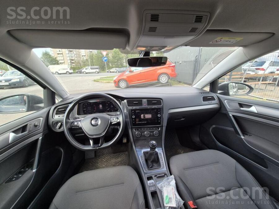 Pelēks Volkswagen Golf 2018 Rīga, ar dzinēja tilpumu 1.50 L un nobraukumu 119 tūkst. km par 10990 €, foto 12 vietnē AUTOMOTO.COM.LV