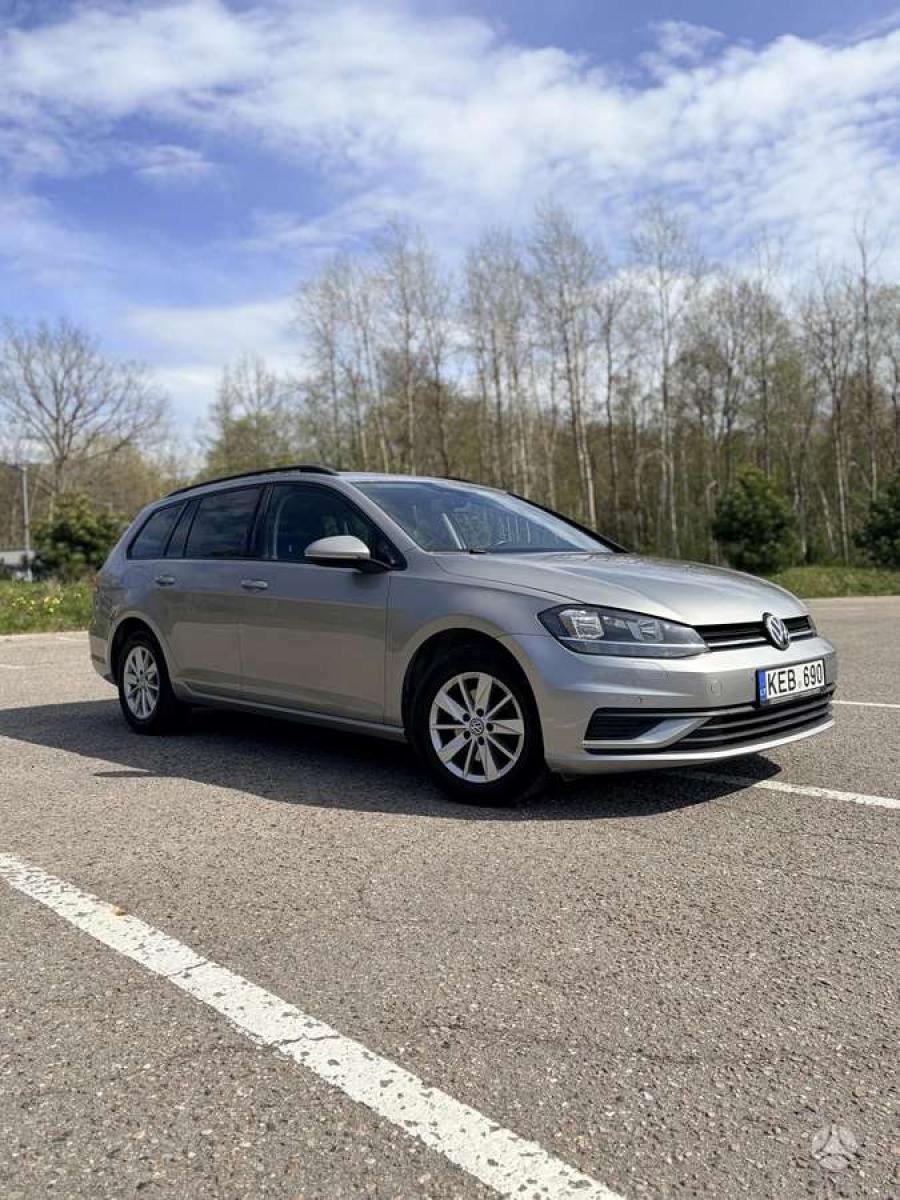 Grey Volkswagen Golf 2018 in Klaipeda, with an engine capacity of 1.40 L and mileage of 336 thousand km for 6700 €, photo 5 on AUTOMOTO.COM.LV