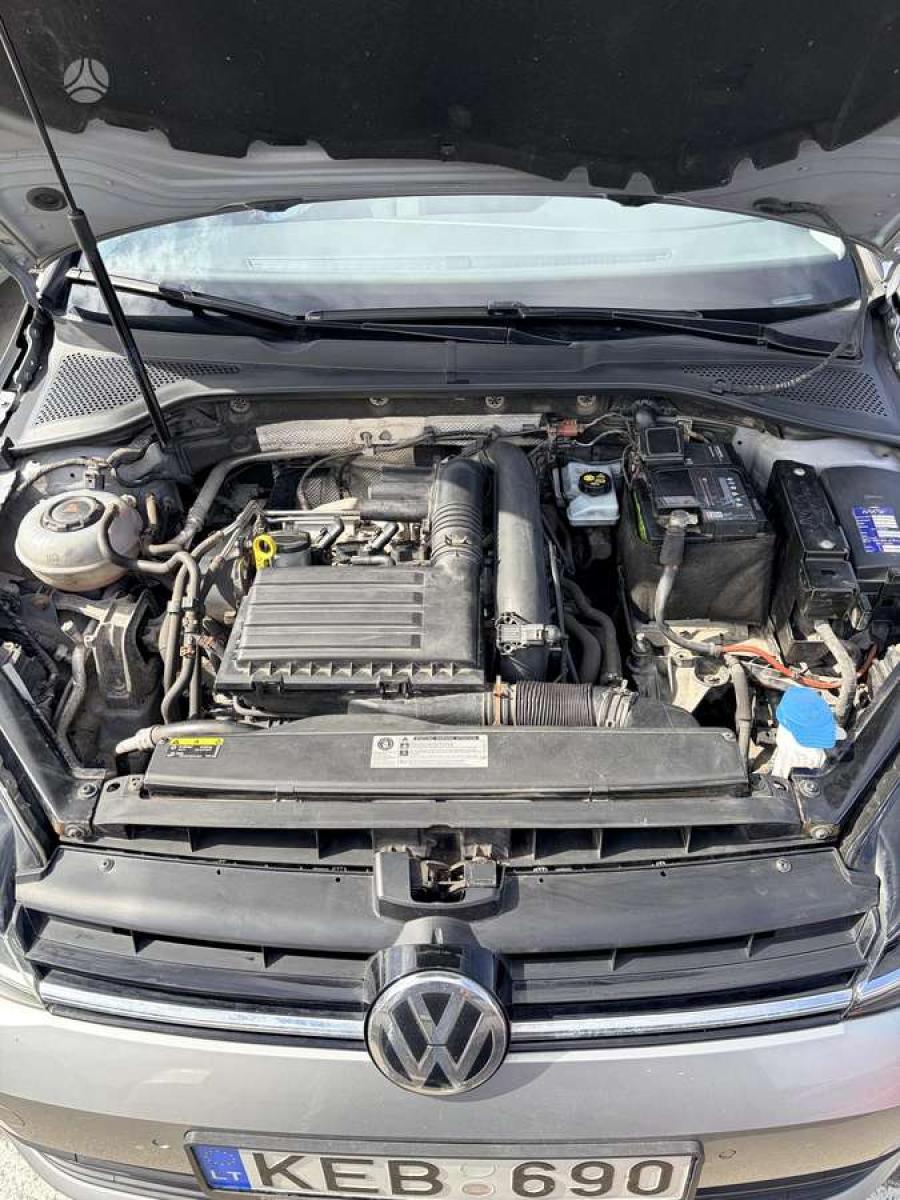 Grey Volkswagen Golf 2018 in Klaipeda, with an engine capacity of 1.40 L and mileage of 336 thousand km for 6700 €, photo 14 on AUTOMOTO.COM.LV