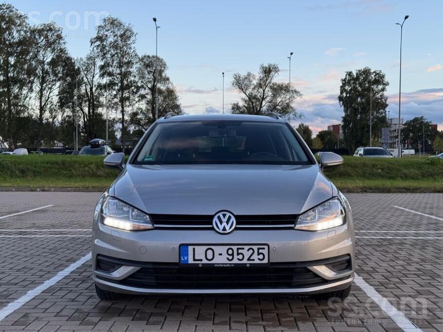 Pelēks Volkswagen Golf 2018 Rīga, ar dzinēja tilpumu 1.60 L un nobraukumu 219 tūkst. km par 7200 €, foto 4 vietnē AUTOMOTO.COM.LV