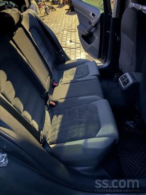 Pelēks Volkswagen Golf 2018 Rīga, ar dzinēja tilpumu 1.50 L un nobraukumu 168 tūkst. km par 9650 €, foto 5 vietnē AUTOMOTO.COM.LV