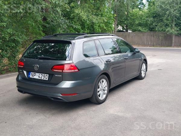 Grey Volkswagen Golf 2019 in Riga, with an engine capacity of 1.50 L and mileage of 151 thousand km for 10650 €, photo 5 on AUTOMOTO.COM.LV