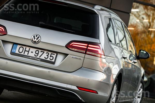 Grey Volkswagen Golf 2019 in Jelgava, with an engine capacity of 1.40 L and mileage of 0 thousand km for 10999 €, photo 10 on AUTOMOTO.COM.LV