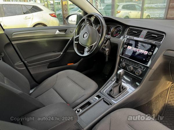 Grey Volkswagen Golf 2019 in Tallinn, with an engine capacity of 1.50 L and mileage of 82 thousand km for 16000 €, photo 8 on AUTOMOTO.COM.LV