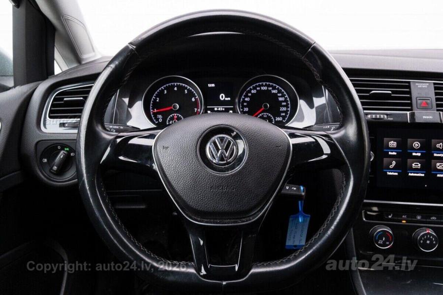 Grey Volkswagen Golf 2019 in Riga, with an engine capacity of 1.50 L and mileage of 131 thousand km for 12195 €, photo 16 on AUTOMOTO.COM.LV