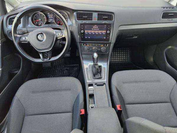 Grey Volkswagen Golf 2019 in Vilnius, with an engine capacity of 1.50 L and mileage of 101 thousand km for 11950 €, photo 9 on AUTOMOTO.COM.LV