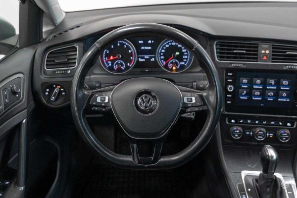 Pelēks Volkswagen Golf 2019 Viļņa, ar dzinēja tilpumu 1.50 L un nobraukumu 134 tūkst. km par 13000 €, foto 10 vietnē AUTOMOTO.COM.LV