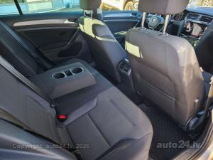 Grey Volkswagen Golf 2019 in Parnu, with an engine capacity of 1.50 L and mileage of 131 thousand km for 11900 €, photo 6 on AUTOMOTO.COM.LV