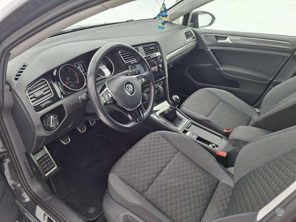 Pelēks Volkswagen Golf 2019 Šauļi, ar dzinēja tilpumu 1.60 L un nobraukumu 144 tūkst. km par 9200 €, foto 9 vietnē AUTOMOTO.COM.LV