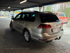 Grey Volkswagen Golf 2019 in Tallinn, with an engine capacity of 1.50 L and mileage of 131 thousand km for 12700 €, photo 5 on AUTOMOTO.COM.LV