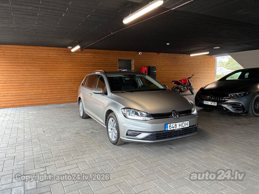 Grey Volkswagen Golf 2019 in Tallinn, with an engine capacity of 1.50 L and mileage of 131 thousand km for 12700 €, photo 9 on AUTOMOTO.COM.LV