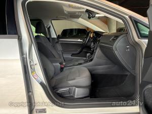 Grey Volkswagen Golf 2019 in Tallinn, with an engine capacity of 1.50 L and mileage of 131 thousand km for 12700 €, photo 14 on AUTOMOTO.COM.LV