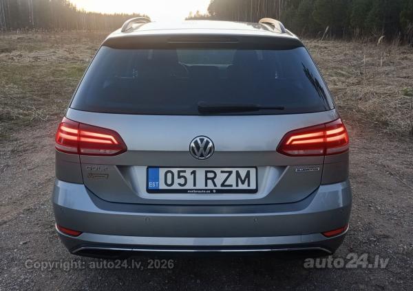 Grey Volkswagen Golf 2019 in Tallinn, with an engine capacity of 1.50 L and mileage of 107 thousand km for 12900 €, photo 8 on AUTOMOTO.COM.LV