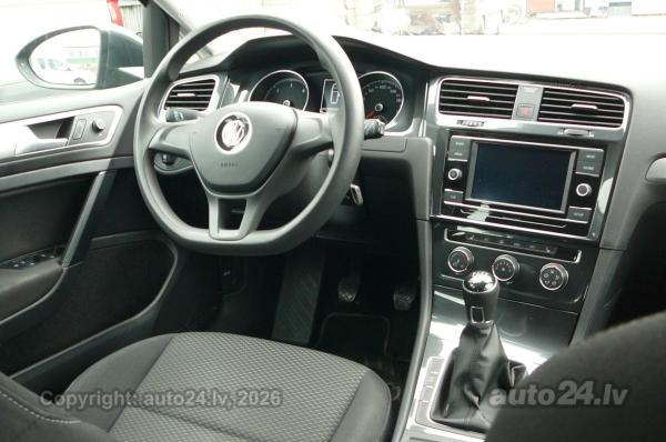 Grey Volkswagen Golf 2019 in Johvi, with an engine capacity of 1.60 L and mileage of 0 thousand km for 9500 €, photo 3 on AUTOMOTO.COM.LV