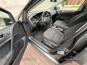 Grey Volkswagen Golf 2019 in Tallinn, with an engine capacity of 1.50 L and mileage of 130 thousand km for 13900 €, photo 13 on AUTOMOTO.COM.LV