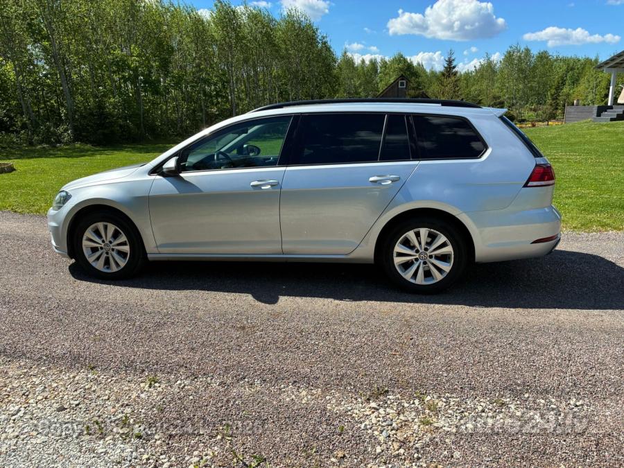 Pelēks Volkswagen Golf 2019 Rakvere, ar dzinēja tilpumu 2.00 L un nobraukumu 193 tūkst. km par 12900 €, foto 4 vietnē AUTOMOTO.COM.LV