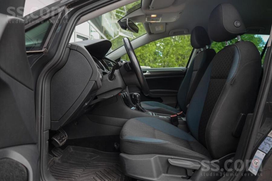 Pelēks Volkswagen Golf 2019 Rīga, ar dzinēja tilpumu 2.00 L un nobraukumu 0 tūkst. km par 10995 €, foto 12 vietnē AUTOMOTO.COM.LV