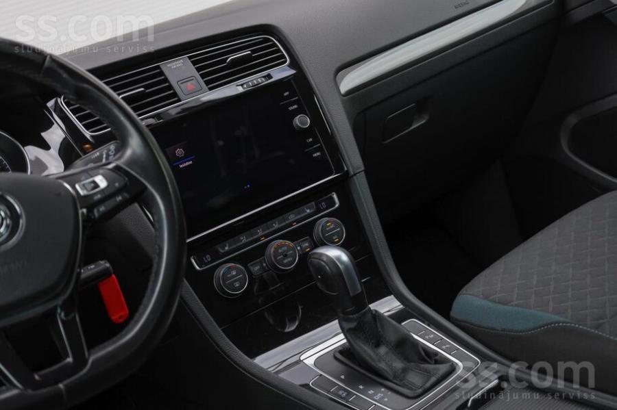 Pelēks Volkswagen Golf 2019 Rīga, ar dzinēja tilpumu 2.00 L un nobraukumu 0 tūkst. km par 10995 €, foto 15 vietnē AUTOMOTO.COM.LV