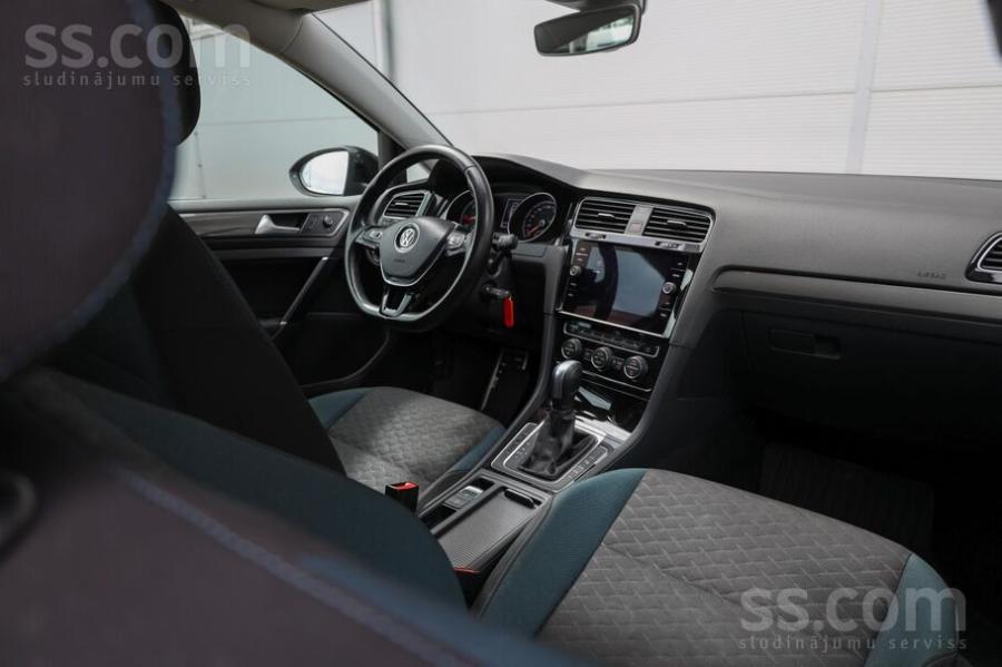 Pelēks Volkswagen Golf 2019 Rīga, ar dzinēja tilpumu 2.00 L un nobraukumu 0 tūkst. km par 10995 €, foto 20 vietnē AUTOMOTO.COM.LV