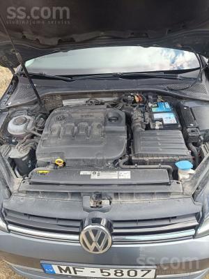 Pelēks Volkswagen Golf 2019 Daugavpils, ar dzinēja tilpumu 1.60 L un nobraukumu 239 tūkst. km par 8850 €, foto 14 vietnē AUTOMOTO.COM.LV