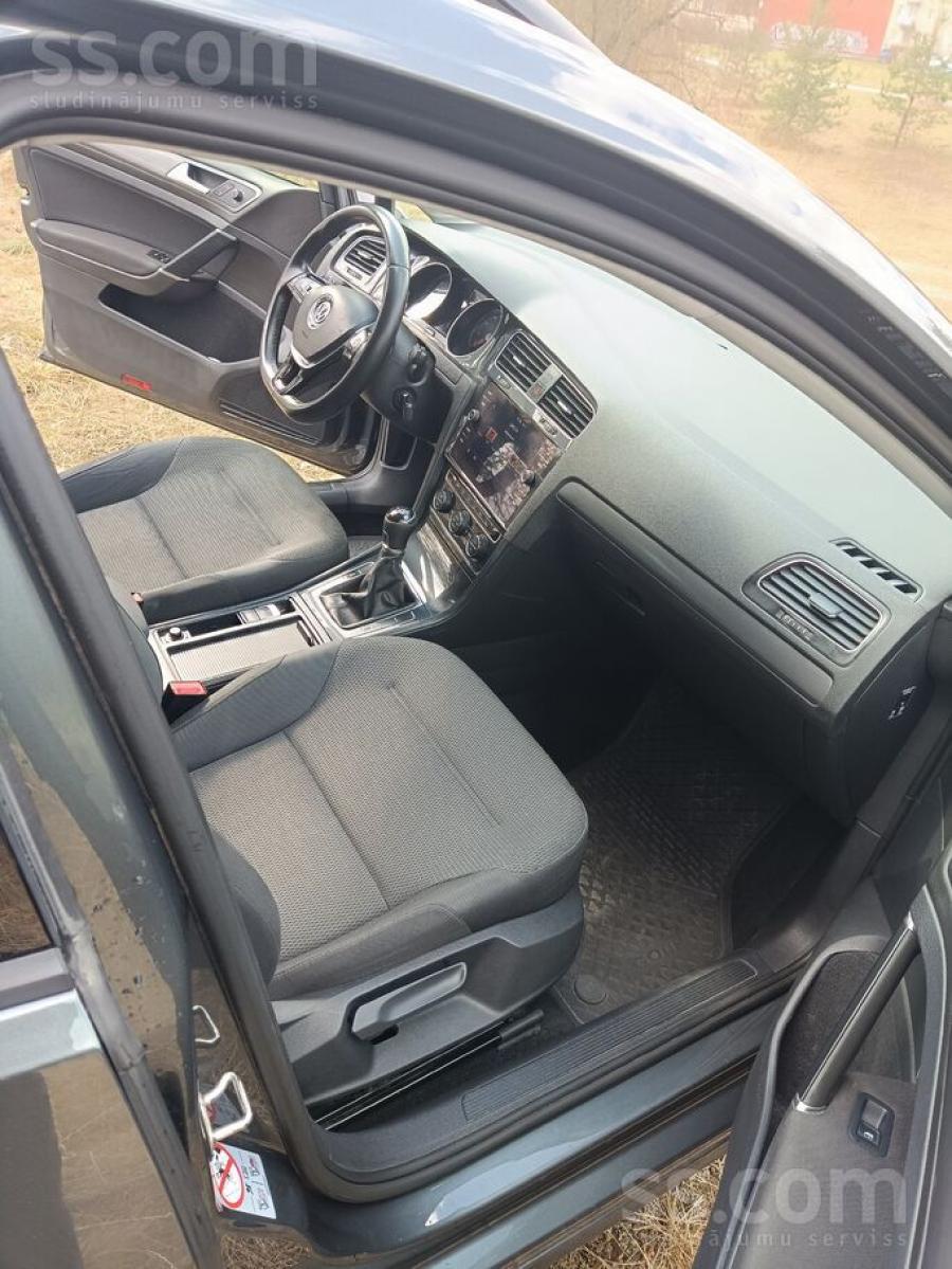 Pelēks Volkswagen Golf 2019 Daugavpils, ar dzinēja tilpumu 1.60 L un nobraukumu 239 tūkst. km par 8850 €, foto 18 vietnē AUTOMOTO.COM.LV