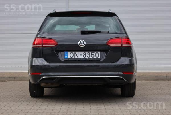 Grey Volkswagen Golf 2019 in Riga, with an engine capacity of 2.00 L and mileage of 0 thousand km for 10995 €, photo 6 on AUTOMOTO.COM.LV