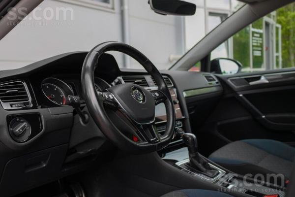 Grey Volkswagen Golf 2019 in Riga, with an engine capacity of 2.00 L and mileage of 0 thousand km for 10995 €, photo 9 on AUTOMOTO.COM.LV