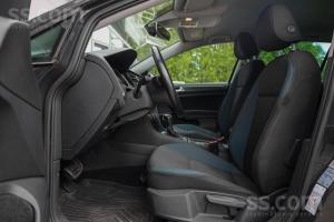 Grey Volkswagen Golf 2019 in Riga, with an engine capacity of 2.00 L and mileage of 0 thousand km for 10995 €, photo 12 on AUTOMOTO.COM.LV
